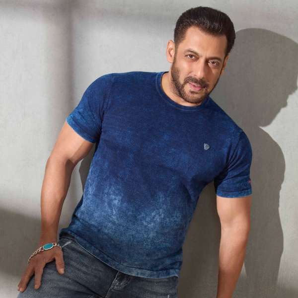 Salman Khan twitter Live Updates - Bollywood Hungama