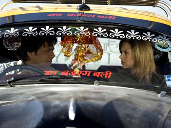 Salaam-E-Ishq Movie Stills - Bollywood Hungama