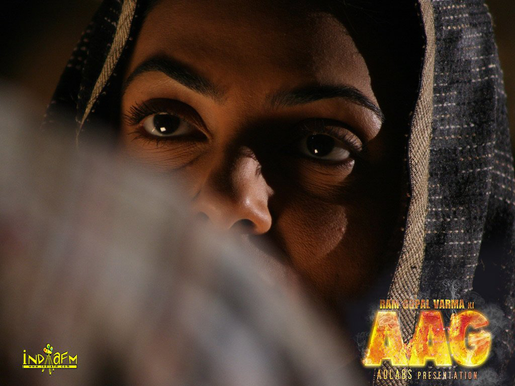 Ram Gopal Varma Ki Aag 2007 Wallpapers | Ram Gopal Varma Ki Aag 2007 HD ...