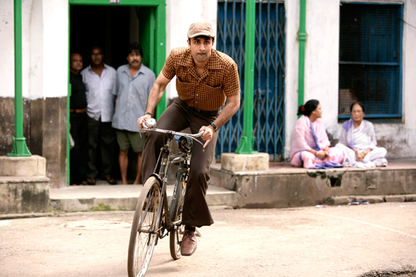 Barfi! First Look - Bollywood Hungama