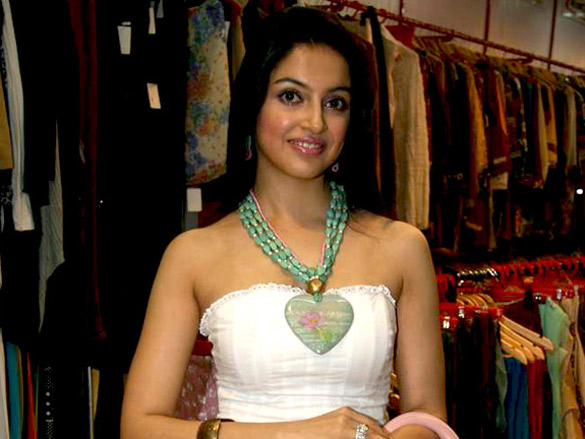 Jaya Mishra’s Valentine collection launch by Nayab Udhas and Sheeba ...