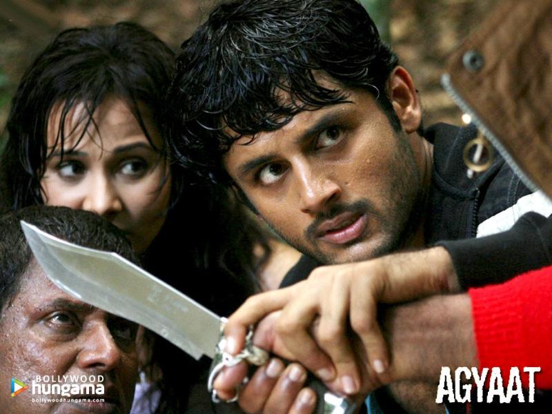 Agyaat 2009 Wallpapers | Agyaat 2009 HD Images | Photos priyanka ...