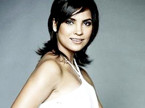 Lara Dutta Short Hair