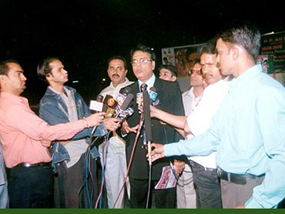 Kalyug 5000 Cast List | Kalyug 5000 Movie Star Cast | Release Date ...