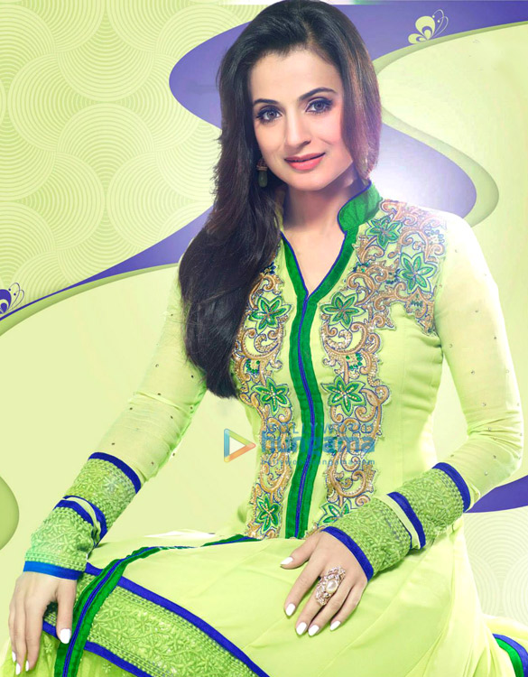 Ameesha Patel Photos, Images, HD Wallpapers, Ameesha Patel HD Images ...