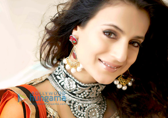 Ameesha Patel Photos, Images, HD Wallpapers, Ameesha Patel HD Images ...