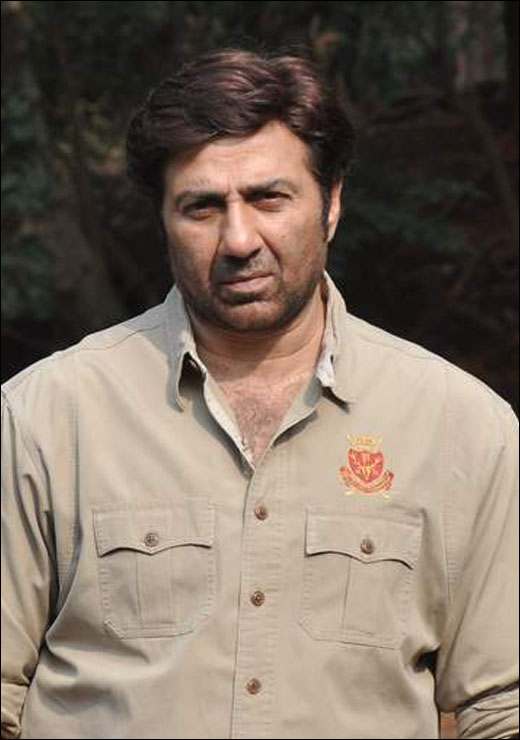 Sunny Deol Photos, Images, HD Wallpapers, Sunny Deol HD Images, Photos - Bollywood Hungama