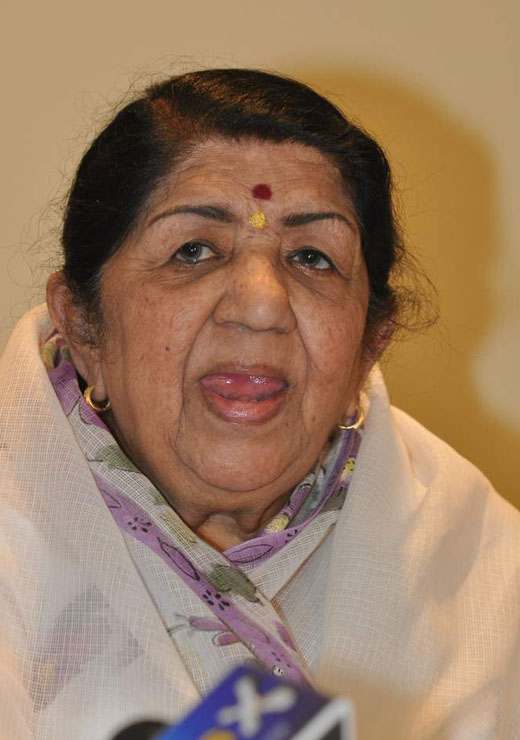 Lata Mangeshkar Movies List | Lata Mangeshkar Upcoming Movies | Films ...
