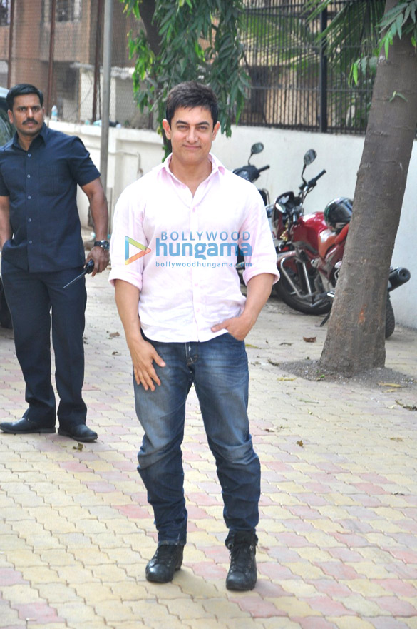 Aamir Khan & Anushka Sharma launch ‘PK’ mobile game | Aamir Khan Images ...