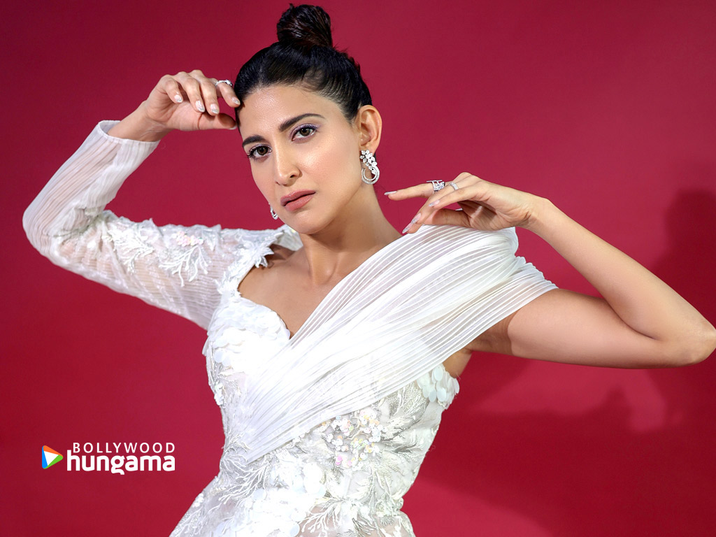 Aahana Kumra Wallpapers | aahana-kumra-1-25 - Bollywood Hungama