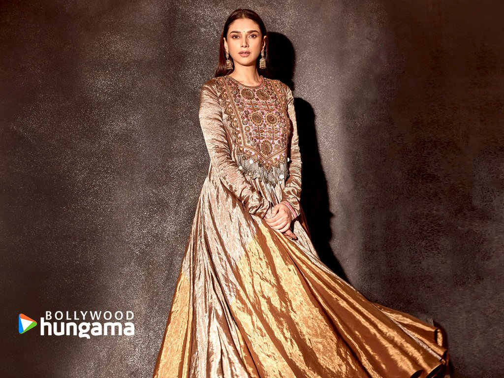 Aditi Rao Hydari Wallpapers | aditi-rao-hydari-1-71 - Bollywood Hungama