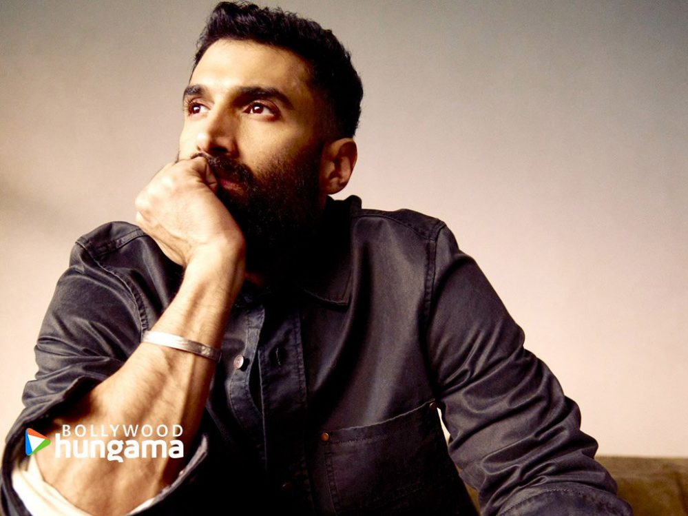 Aditya Roy Kapur Wallpapers | HD Image Download of Aditya Roy Kapur ...