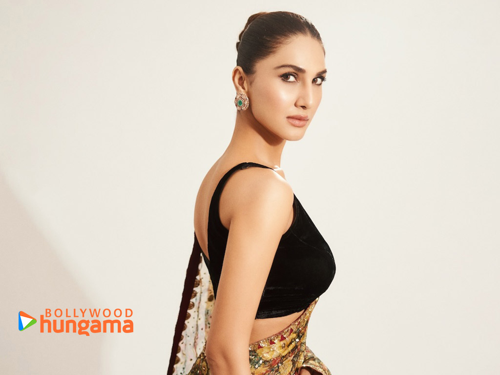 Vaani Kapoor Wallpapers | vaani-kapoor-2-214 - Bollywood Hungama