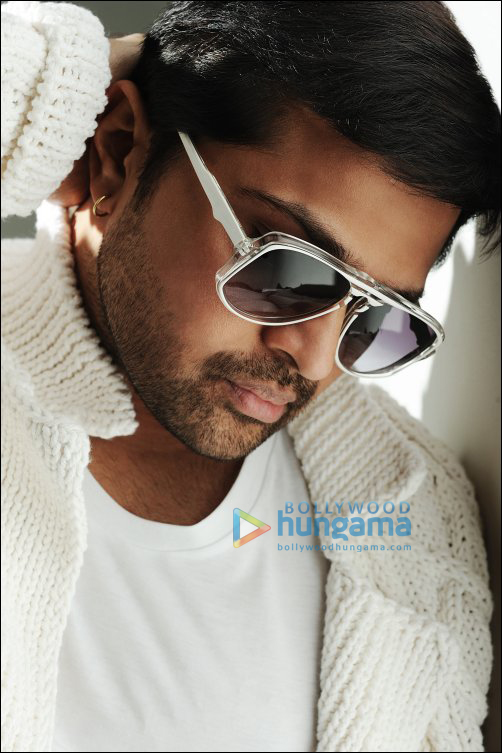 Presenting Himesh Reshammiya's new look for his international album ...