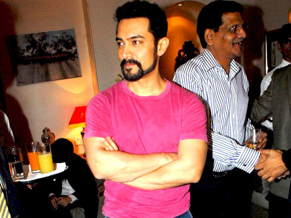 Aamir Khan and Dev Anand grace Stardust’s anniversary bash | Photo Of ...