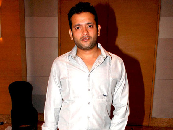 Samir Sagar and Hiren Sagar of Manubhai Jewellers show at IIJW 2011 ...