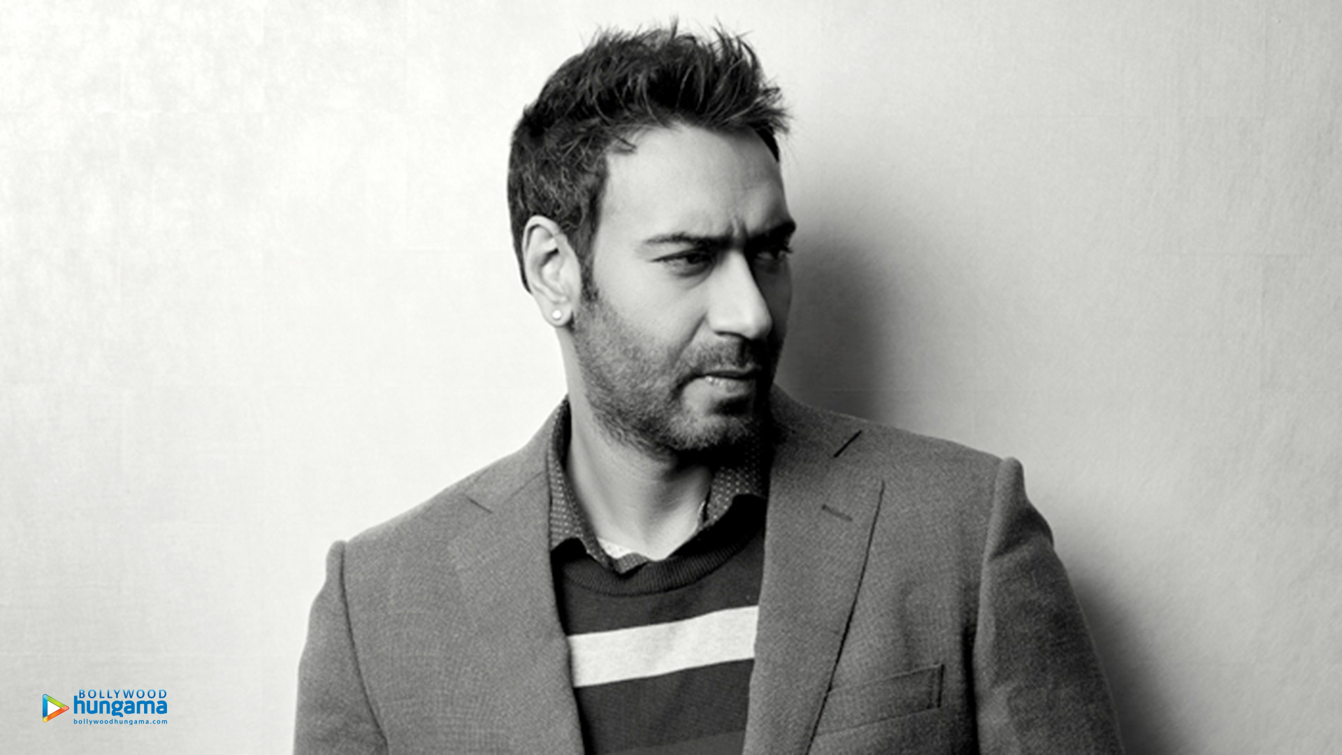 Ajay Devgn Wallpapers | ajay-devgn-63 - Bollywood Hungama