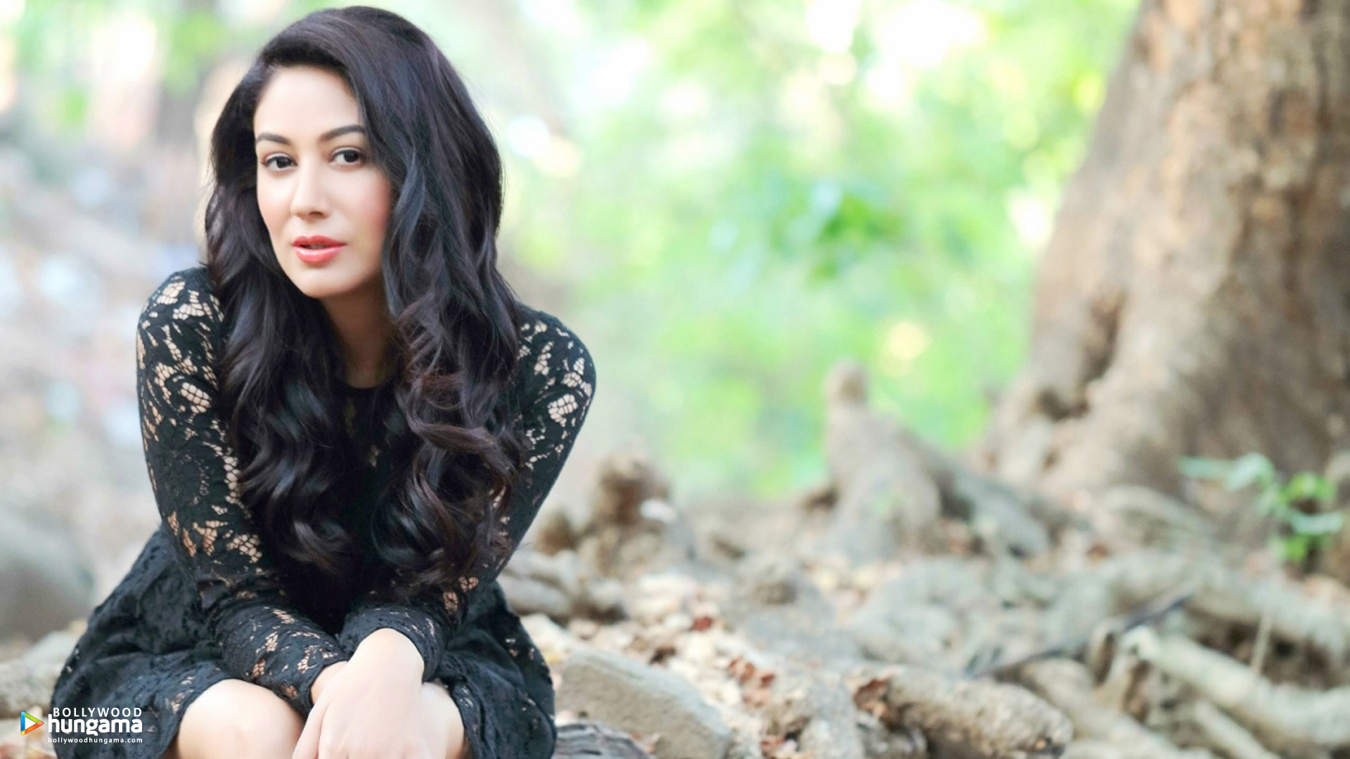 Anjali Pandey Wallpapers | anjali-pandey-6 - Bollywood Hungama