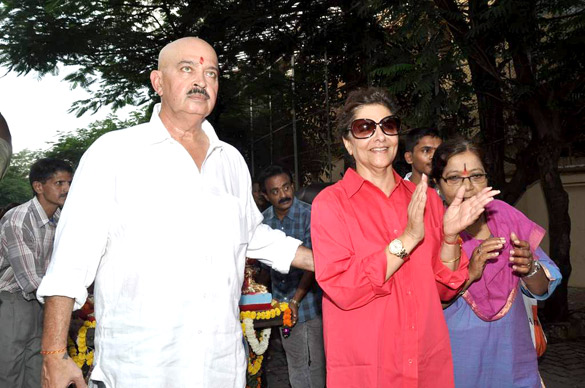 Hrithik Roshan’s Ganpati visarjan | Rakesh Roshan, Pinky Roshan Images ...