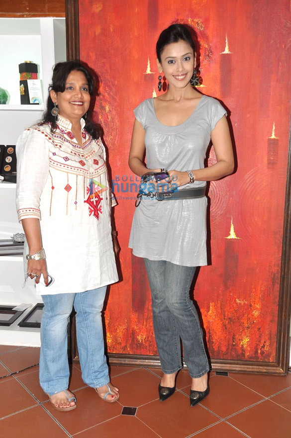 Inauguration of Amisha Mehta’s ‘Colour Dance’ art show | Amisha Mehta ...