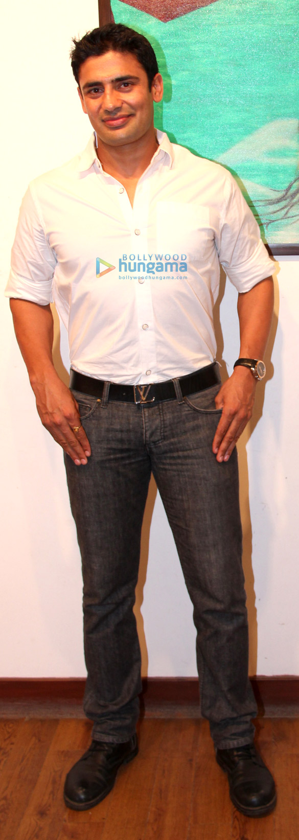 Inauguration of Rutuja Padwal’s art show | Niki Hingad, Vipta Kapadia ...