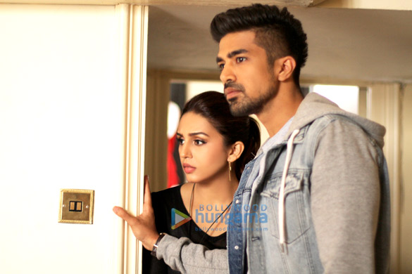 Dobaara – See Your Evil Movie: Review | Release Date (2017) | Songs ...