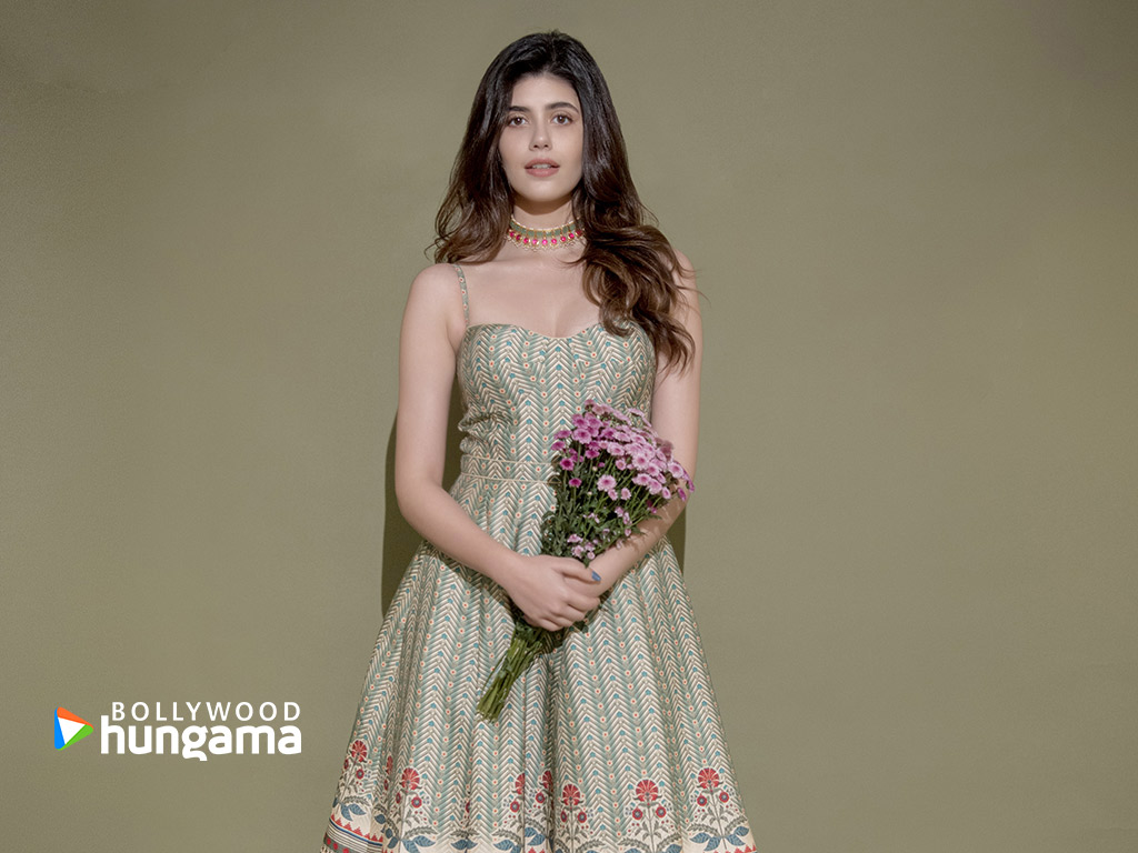 Sanjana Sanghi Wallpapers | sanjana-sanghi-2-114 - Bollywood Hungama
