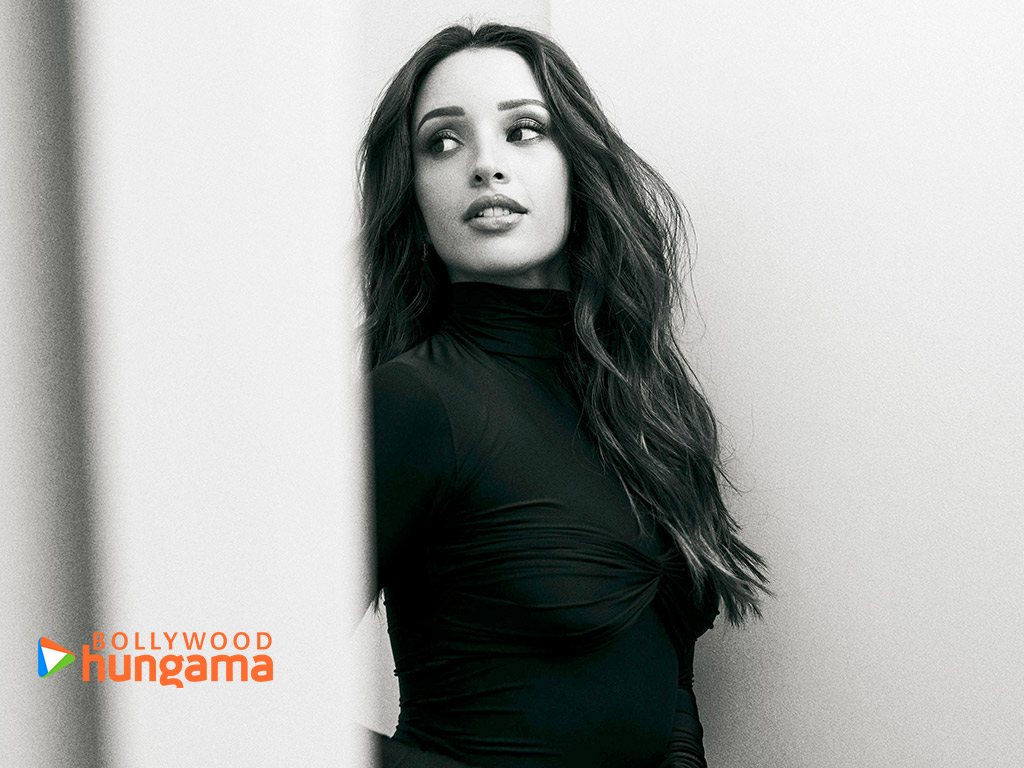 Triptii Dimri Wallpapers | triptii-dimri-6-6 - Bollywood Hungama