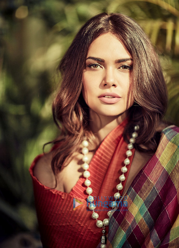 Esha Gupta Photos, Images, HD Wallpapers, Esha Gupta HD Images, Photos ...