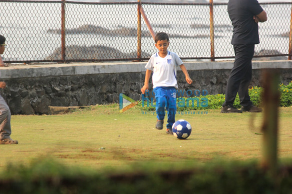 Aamir Khan’s son Azad Rao spotted playing football | Azad Rao Images ...