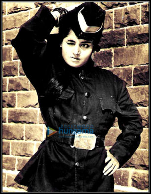 Bollywood Celebrity Photos Gallery, Actors & Actress Photos, Celeb Pics