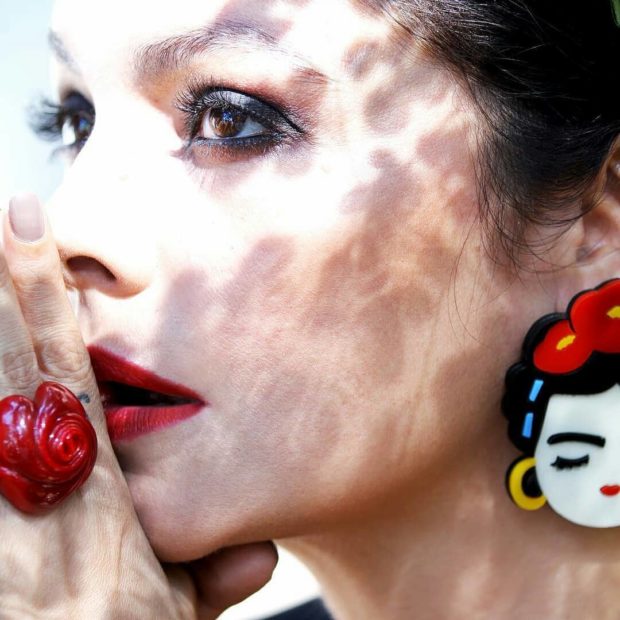 Pooja Bhatt goes glam for this photoshoot after a makeover and here’s ...