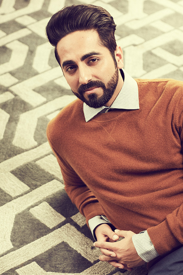 Ayushmann Khuranna stuns family by staying blindfolded at his home for ...