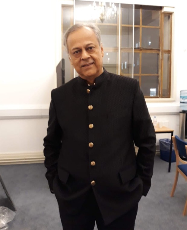 The voice of Rishi Kapoor, Shailendra Singh, reveals how his promising ...