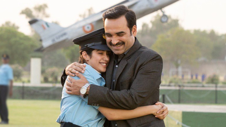 Pankaj Tripathi and Janhvi Kapoor: The Best Father-Daughter Duo ...