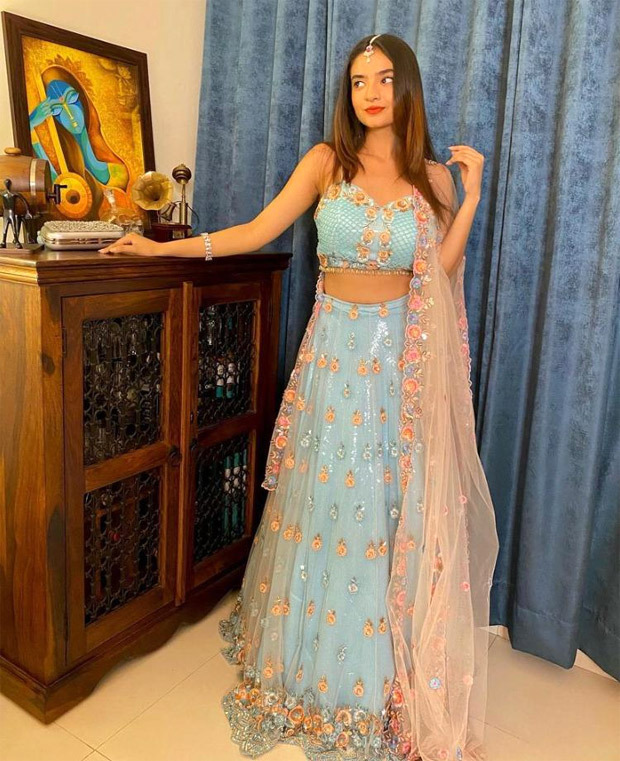 COLOUR OF THE WEEK – BLUE: Kriti Sanon, Nora Fatehi, Anushka Sen, Disha ...