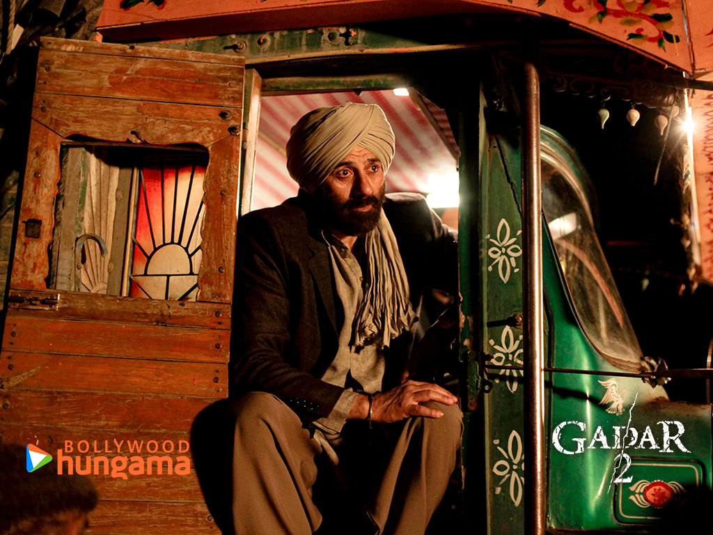 Gadar 2 2023 Wallpapers | Gadar 2 2023 HD Images | Photos gadar-2-8-3 ...