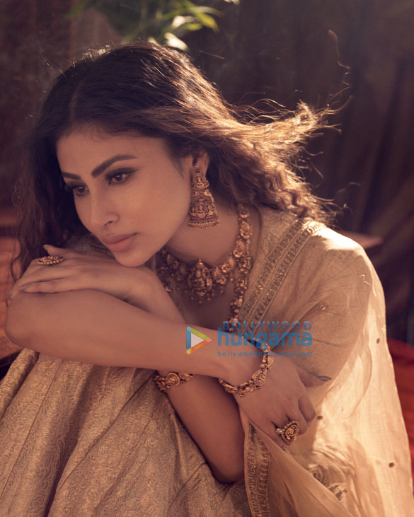 Mouni Roy Photos, Images, HD Wallpapers, Mouni Roy HD Images, Photos ...