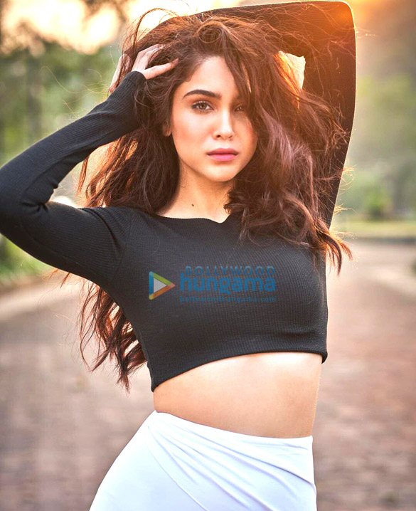 Sharvari Wagh Photos, Images, HD Wallpapers, Sharvari Wagh HD Images ...