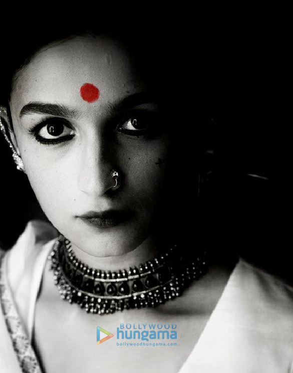 Gangubai Kathiawadi Photos, Poster, Images, Photos, Wallpapers, HD ...