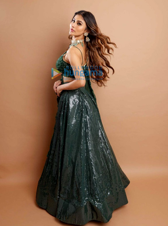 Mouni Roy Photos, Images, HD Wallpapers, Mouni Roy HD Images, Photos ...