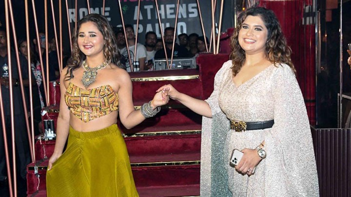 Manali Jagtap fashion show ft. Rashami Desai, Saiee Majerekar, Madalsa Sharma, Sudhanshu Pandey ...