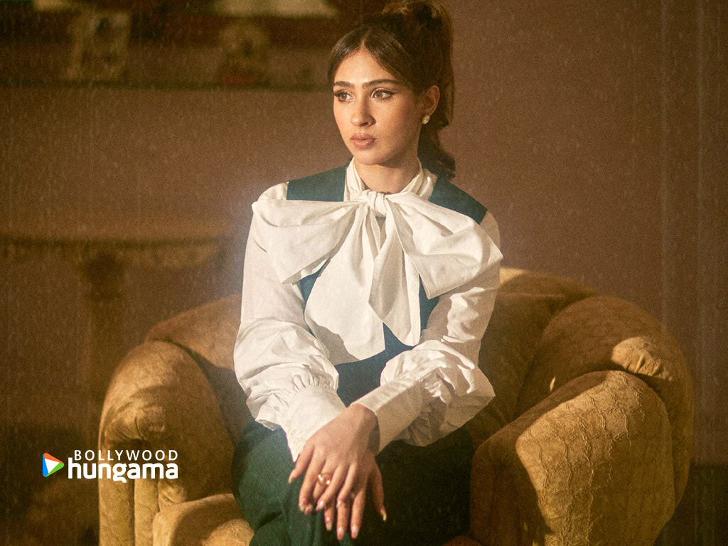 Pashmina Roshan Wallpapers | pashmina-roshan-3-7 - Bollywood Hungama