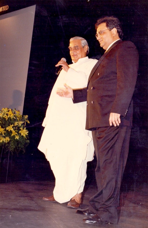 25 Years Of Pardes EXCLUSIVE: When Shah Rukh Khan and Atal Bihari ...