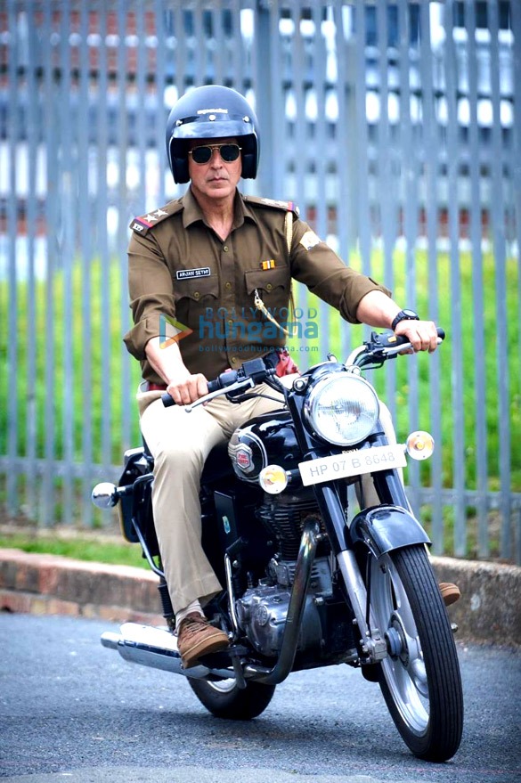 Cuttputlli Movie Stills - Bollywood Hungama