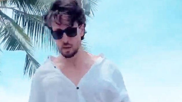 Tiger Shroff looks absolutely dashing as he shows off his football ...