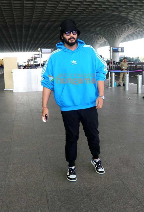Photos Varun Dhawan, Mouni Roy, Arjun Kapoor and others snapped at the airport (10) | Arjun ...