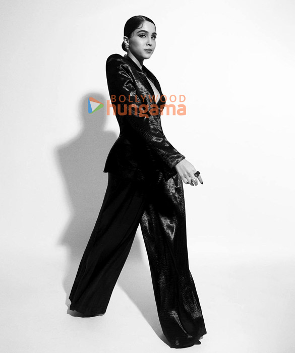 Sharvari Wagh Photos, Images, HD Wallpapers, Sharvari Wagh HD Images ...