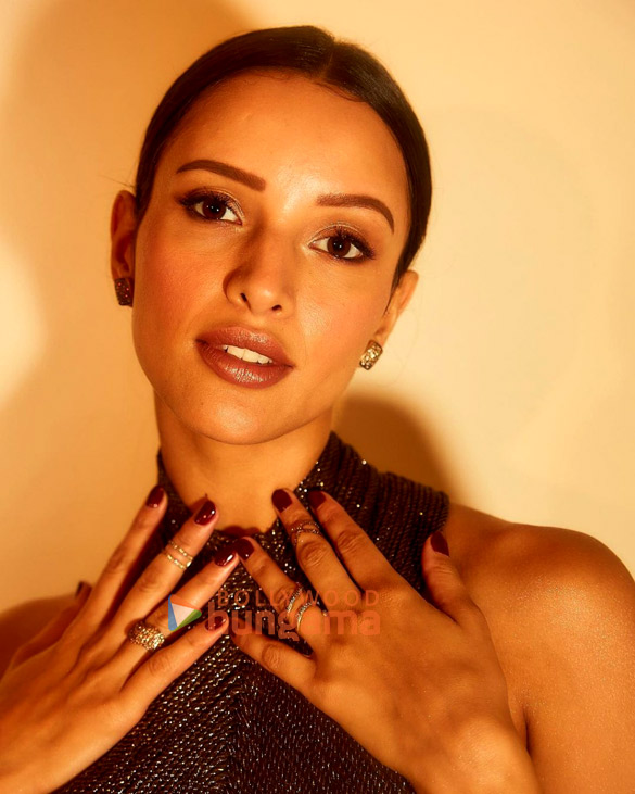 Triptii Dimri Photos, Images, HD Wallpapers, Triptii Dimri HD Images ...