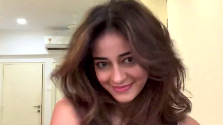 Ananya Panday is in love with her new hairstyle - Bollywood Hungama